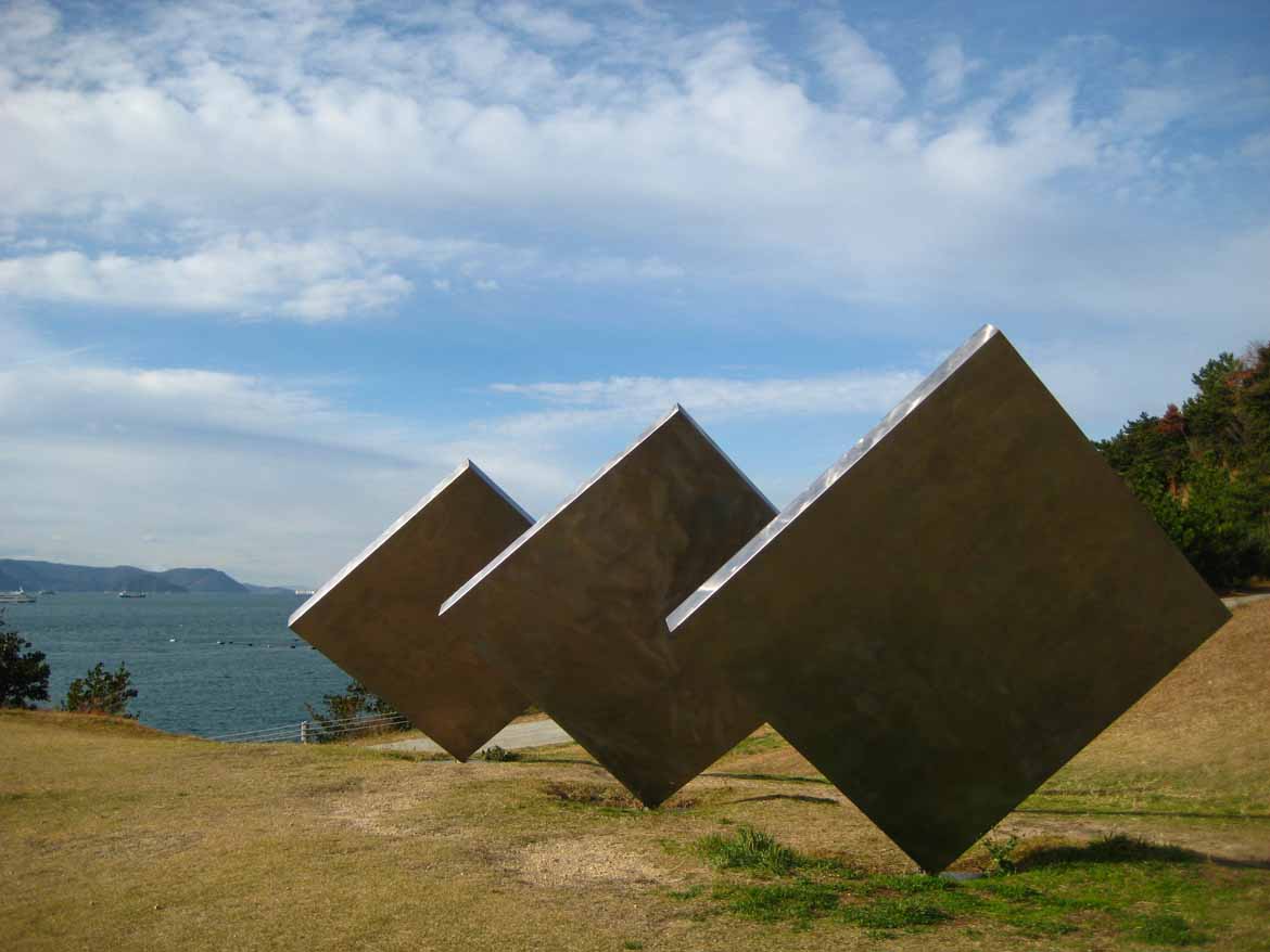 Top 3 art installations on Japan's "Art Island": Naoshima